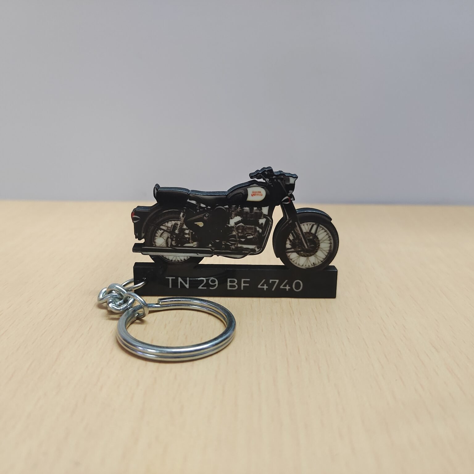 Best Royal Enfield Classic 350 Classic black Keychain – Osiyankart