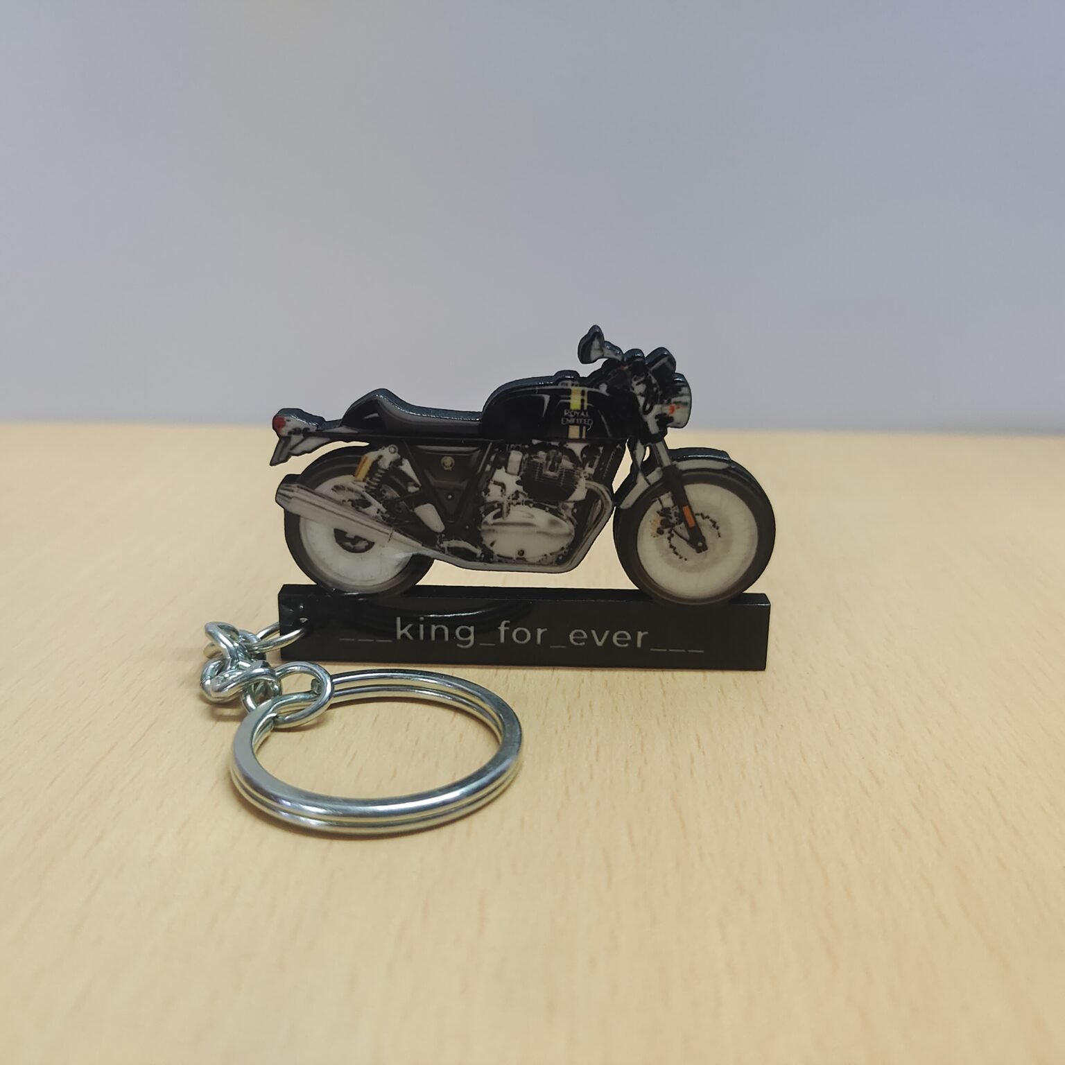 Best Royal Enfield Continental GT 650 Black Magic Keychain – Osiyankart