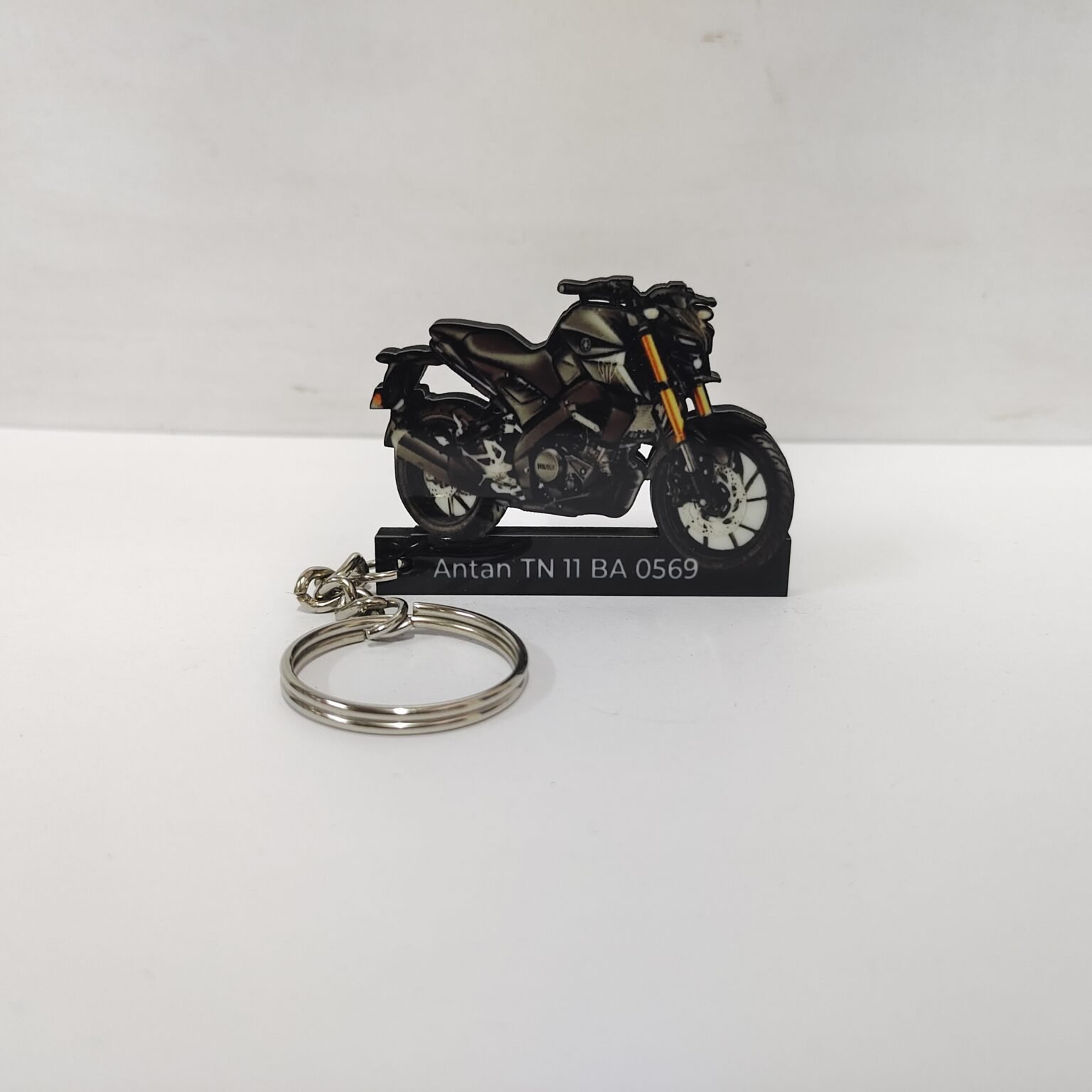 Best Yamaha MT 15 V2 Metallic Black Keychain – Osiyankart